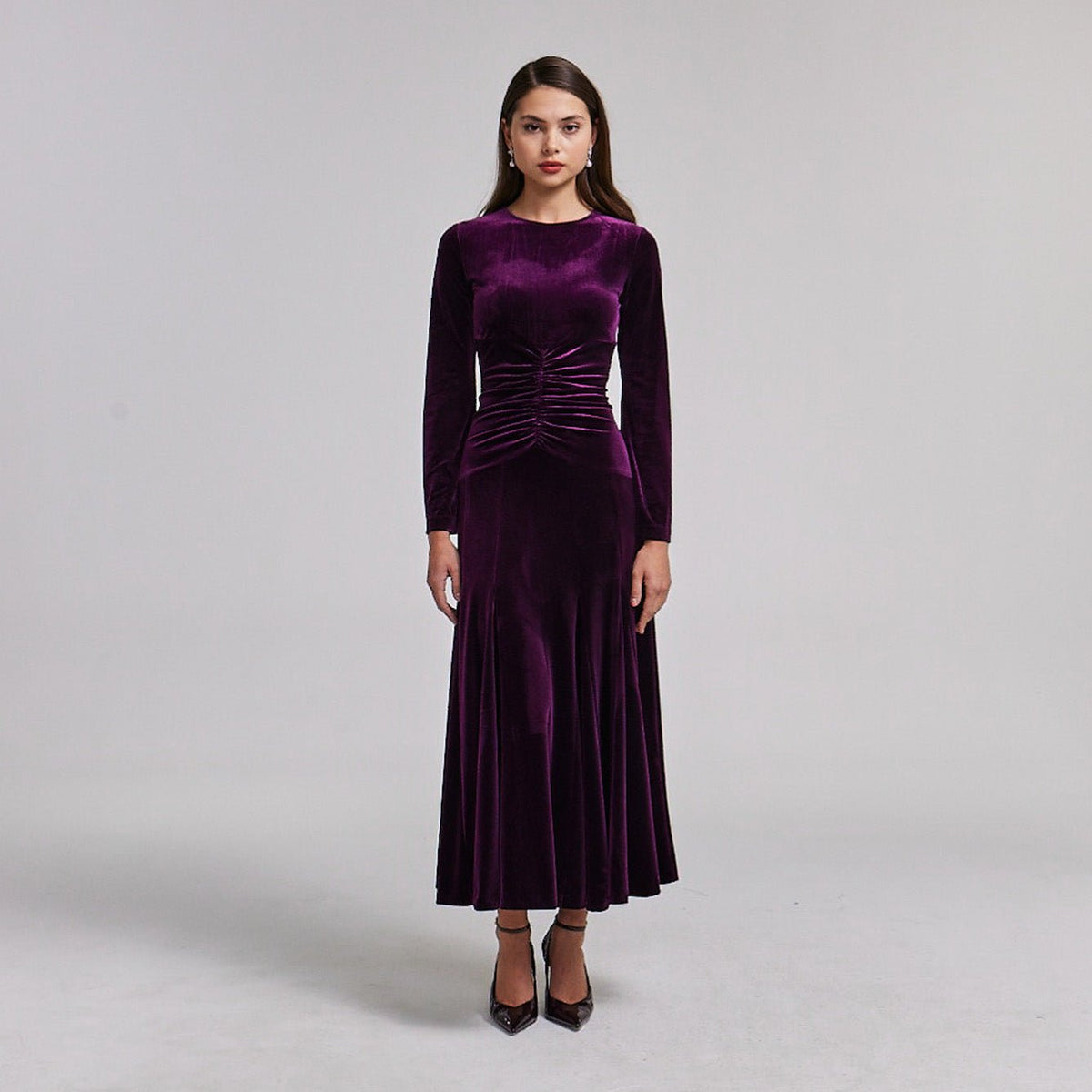 Velvet Gathered Waist Maxi Dress | فستان ماكسي مخمل بنفسجي غامق بخصر ...