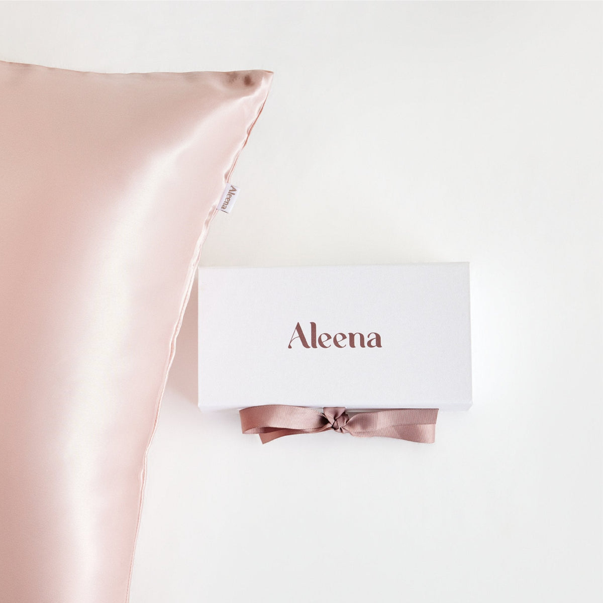 Aleena™ Single Silk Pillowcase | غطاء وسادة حرير الينا مفرد – shopaleena
